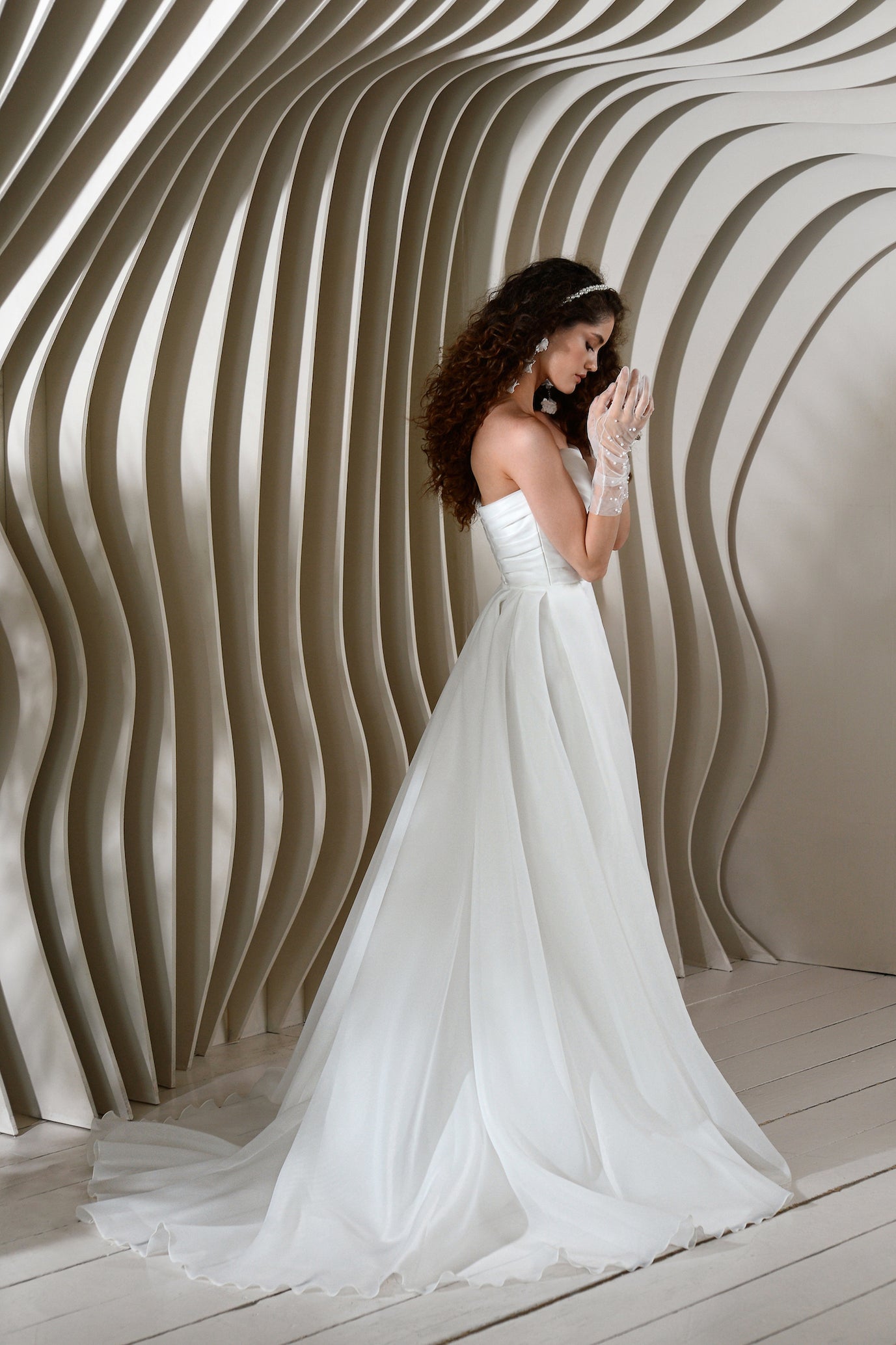 Dagni : la Robe de Mariée Bustier en Satin par Excellence.— Les filles ...